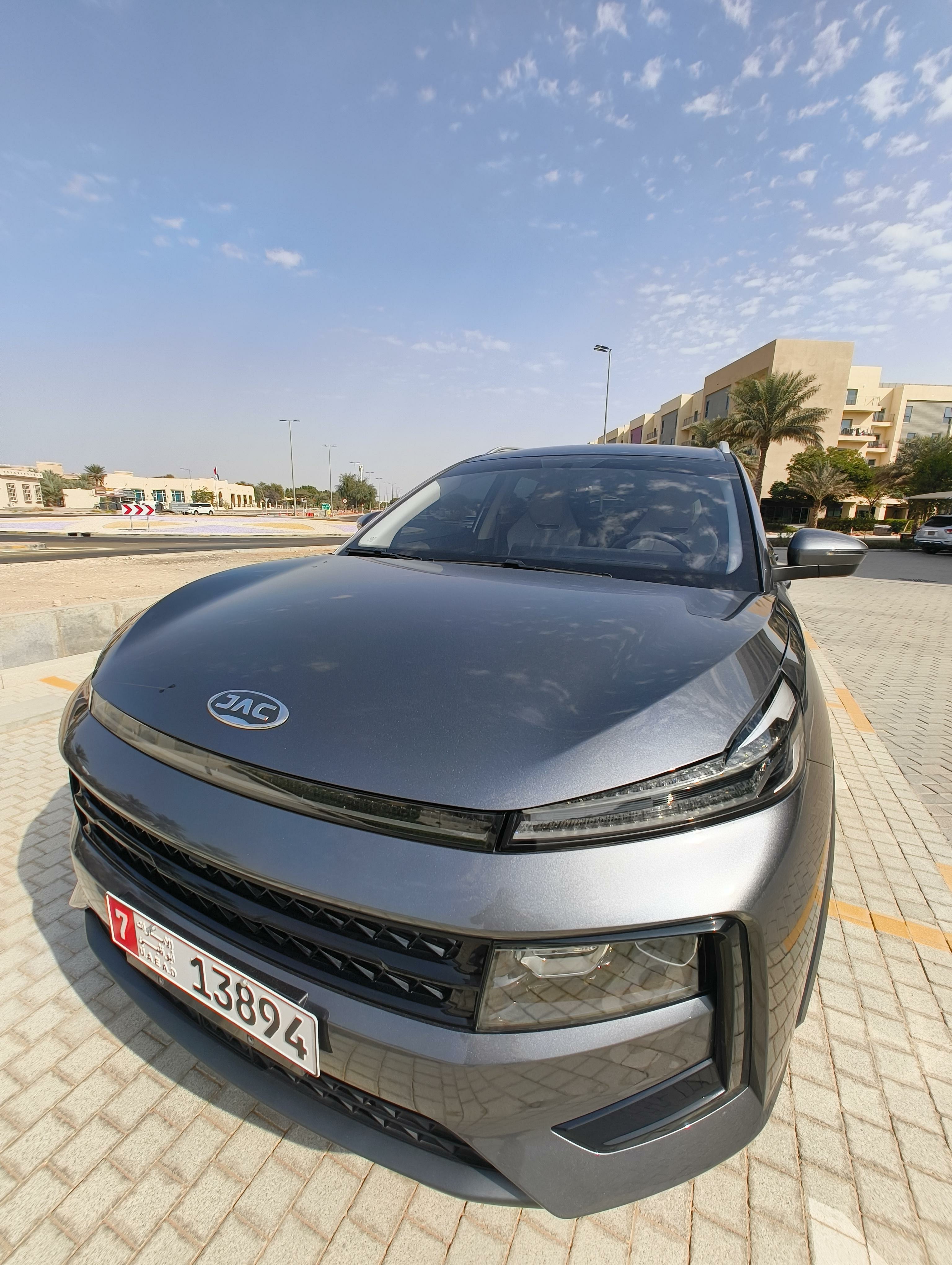 JAC JS6 for sale: AED 54,000 - 7,500KM, 2024 | CarSwitch